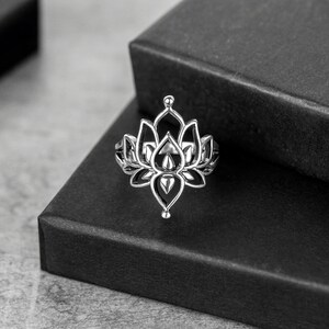 925 Sterling Silver Lotus Ring - Etsy