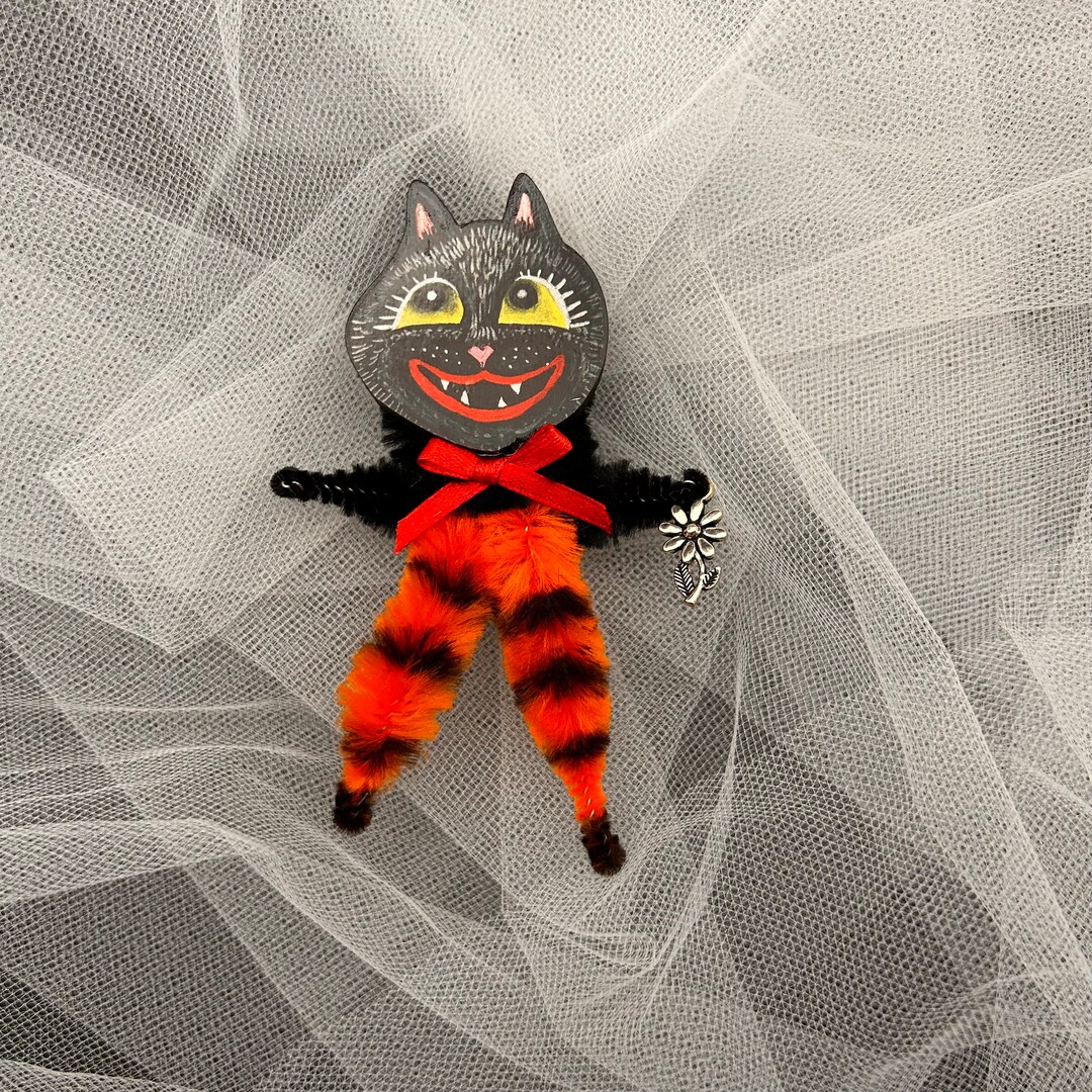 Flower Power Cat Magnet: Whimsical Handmade Wood Decor - Etsy