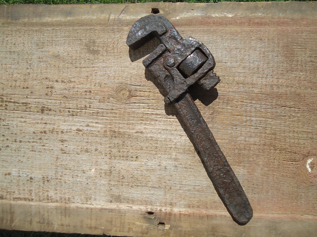 Antique Metal Pipe Wrench, Vintage Metal Wrench, Vintage Pipe Wrench ...