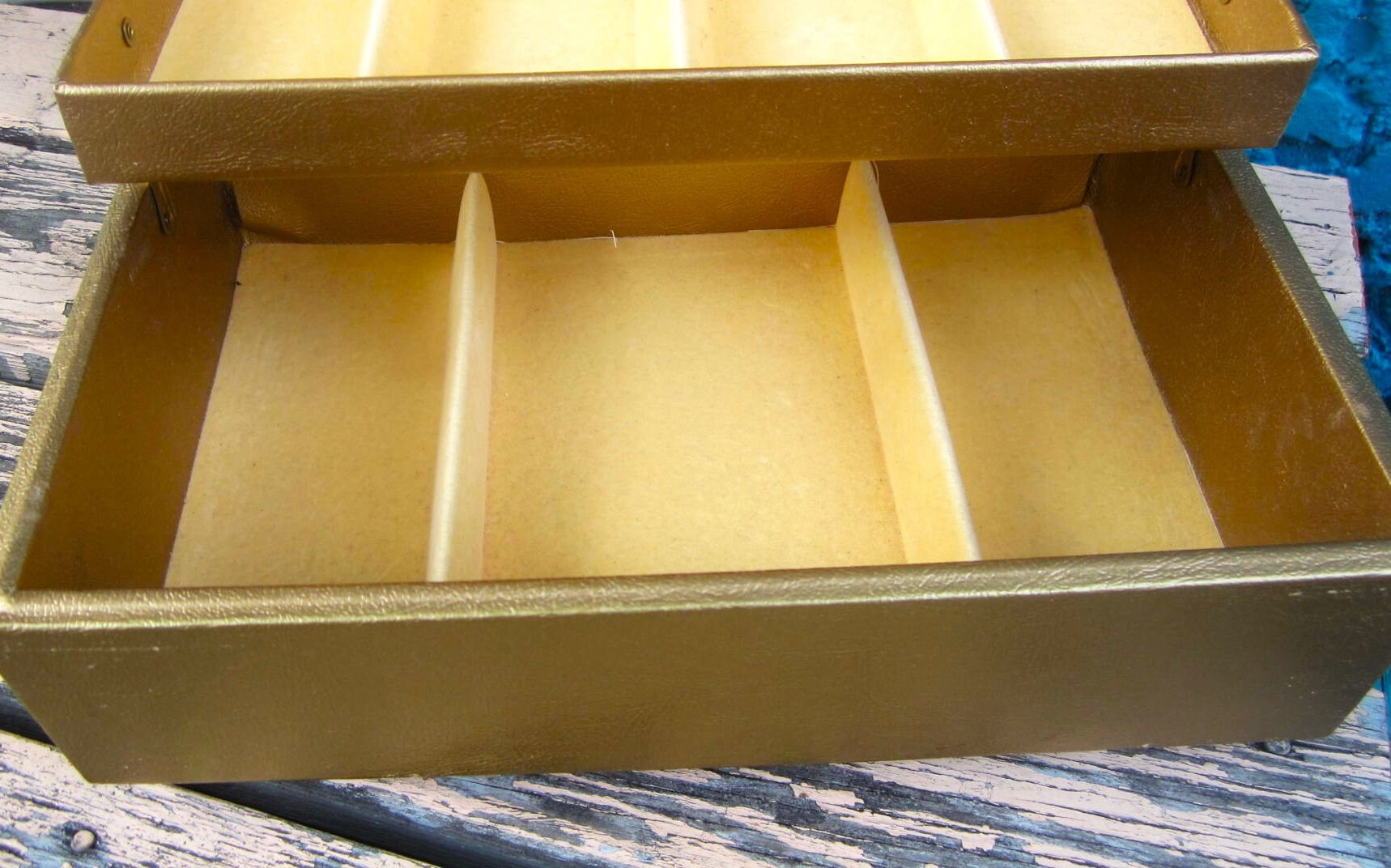 Buxton Gold Jewelry Box With Yellow Velvet 60s Vinyl Jewel Box 2 Tier ...