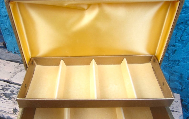 Buxton Gold Jewelry Box With Yellow Velvet 60s Vinyl Jewel Box 2 Tier ...