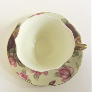 Royal Elfreda Teacup Country Rose Series Elfreda by Allison L L 80s ...