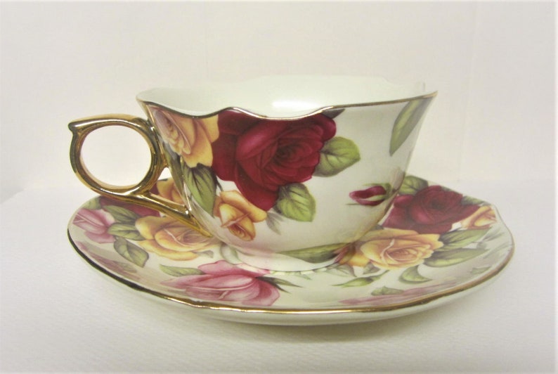 Royal Elfreda Teacup Country Rose Series Elfreda by Allison L - Etsy
