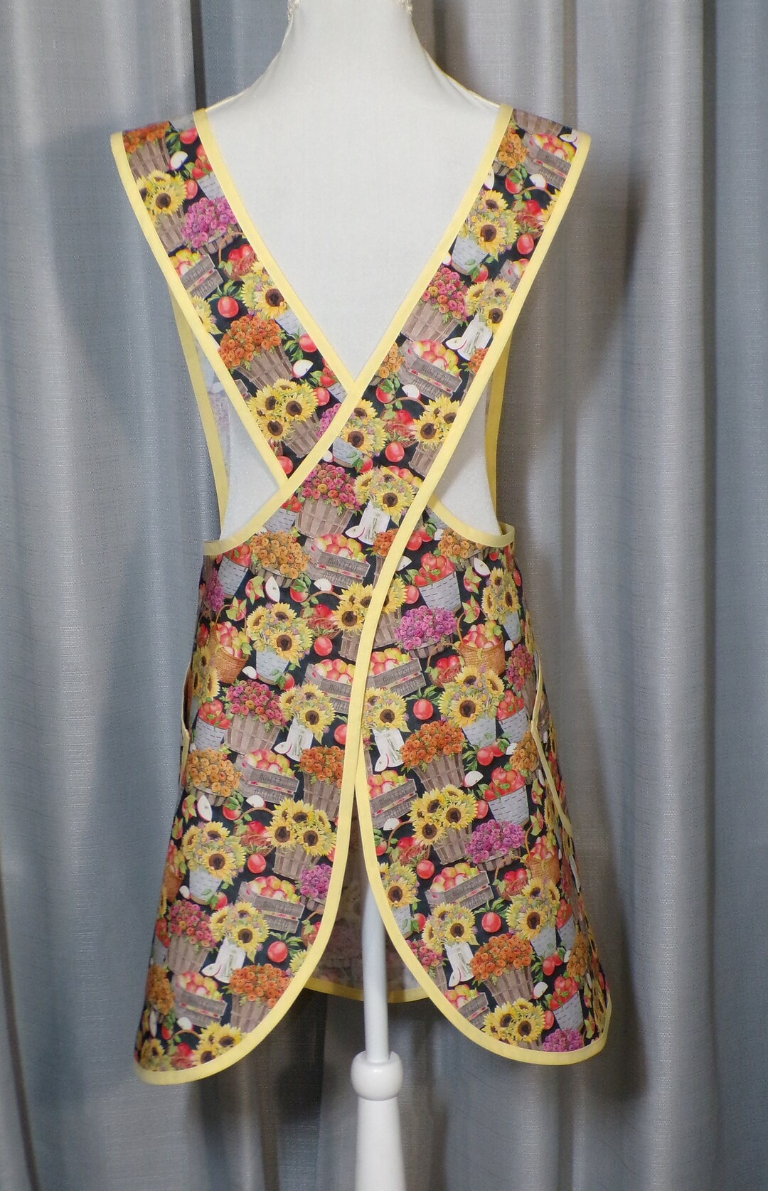 Aprons for Women, Pinafore Apron, Baking Apron, Old Fashioned Apron ...