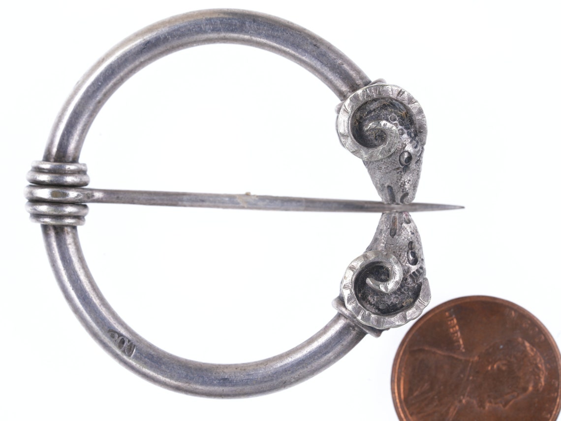 Victorian 800 Silver Celtic Revival Kilt/cloak Pin Penannular - Etsy