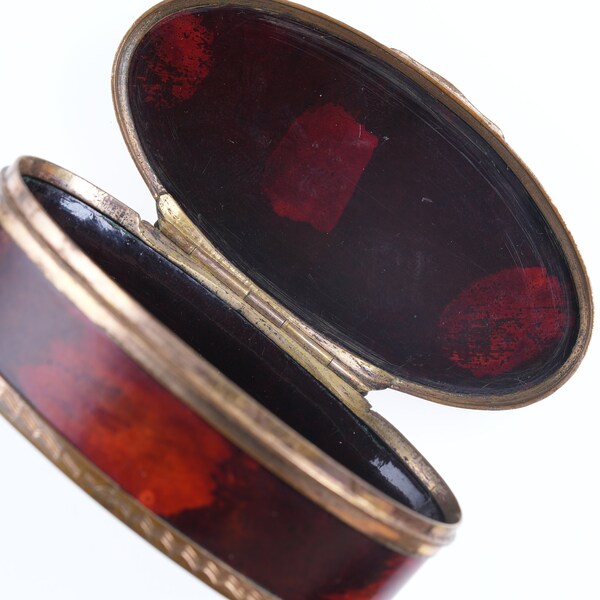 Antique Snuff Box - Etsy