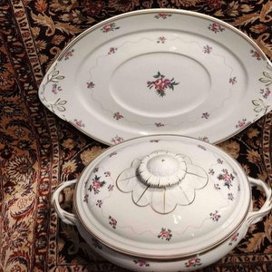 Mottahedeh Peking Rose Soup Tureen With Underplate Vista Alegre - Etsy ...