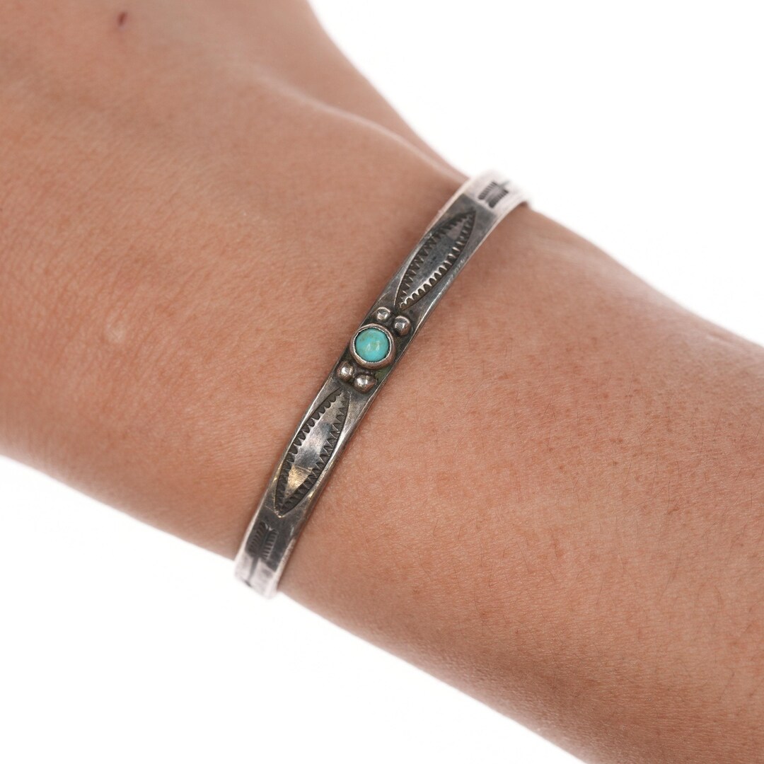 5 1/8 Chief Wolf Robe Hunt 1905-1977 Acoma Ingot Silver and Turquoise ...