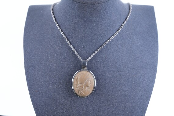 Antique Lava cameo of Greek Goddess Athena/Minerva St… - Gem