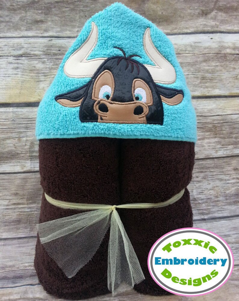 Bull Peeker Design - Etsy