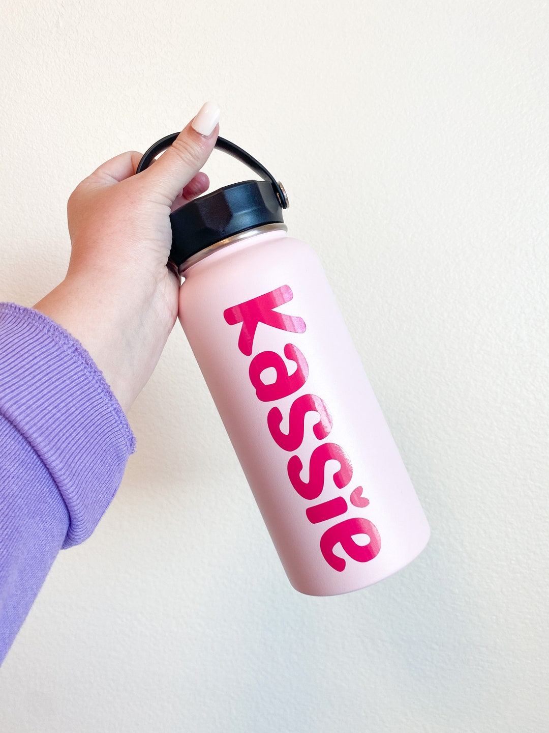 KASSIE Font // Custom Vinyl Name Decal // Vinyl Stickers // Holographic ...