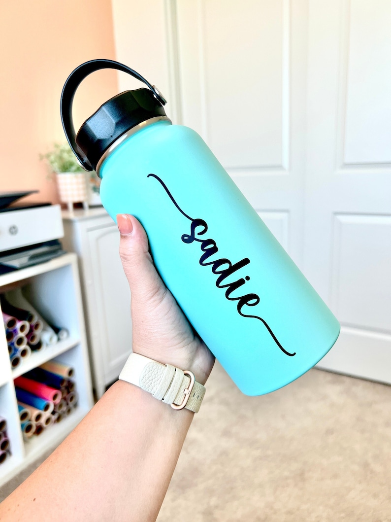 SADIE Font Custom Name Sticker // Script Vinyl Lettering for Water ...