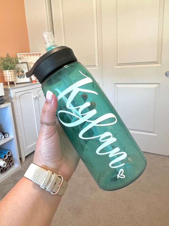 Emerald Font // Custom Vinyl Name Decal // Vinyl Stickers // - Etsy