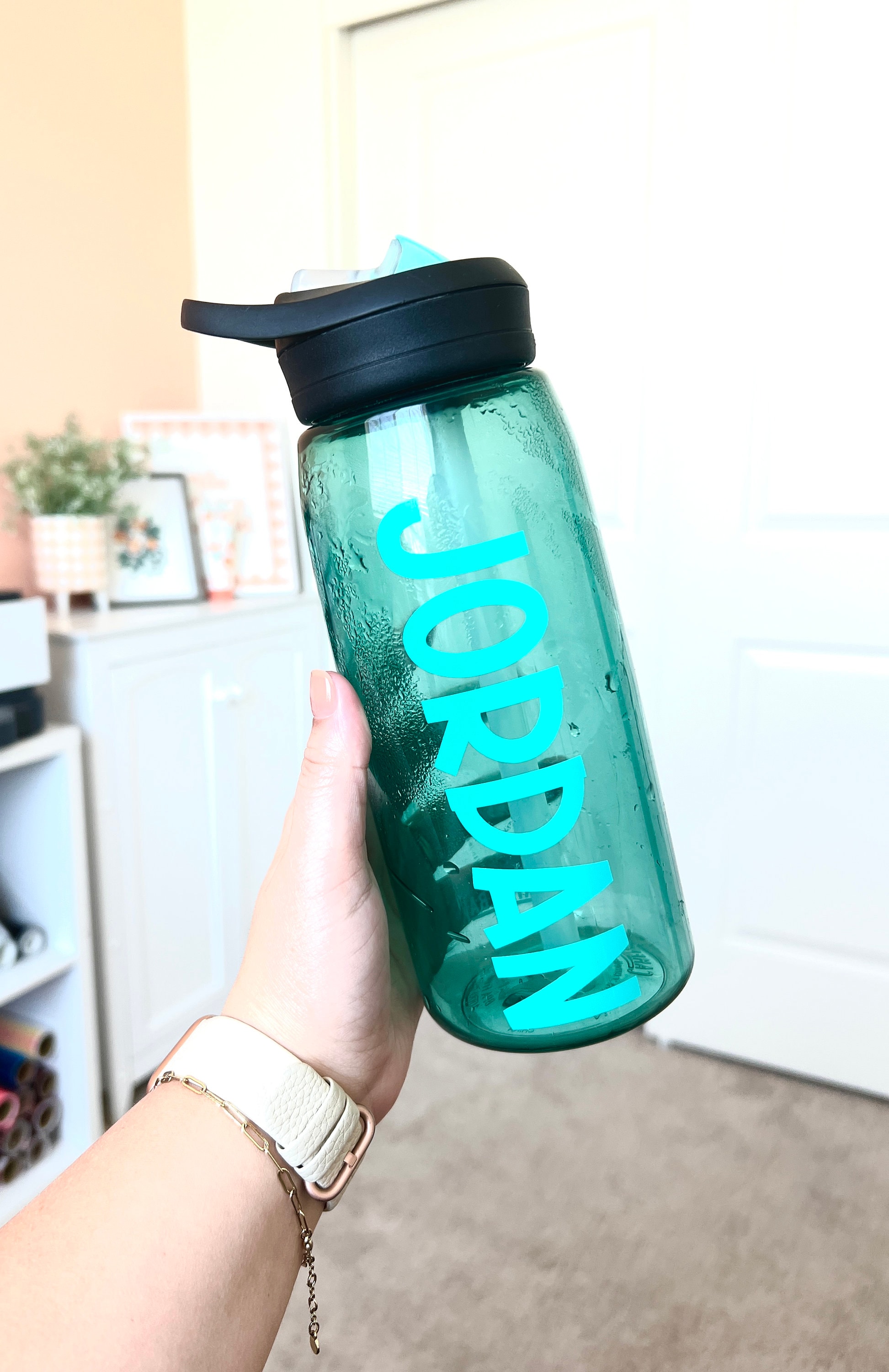 Dawson Font // Custom Vinyl Name Decal // Vinyl Stickers // - Etsy