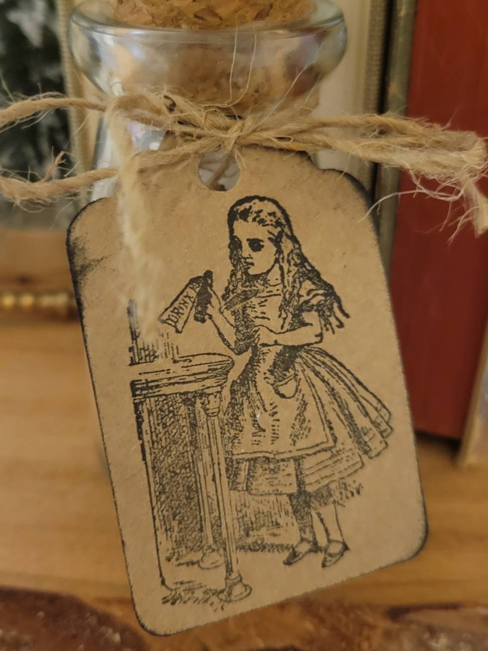 EAT ME Alice in Wonderland Potion Bottle Alice in Wonderland | Etsy UK