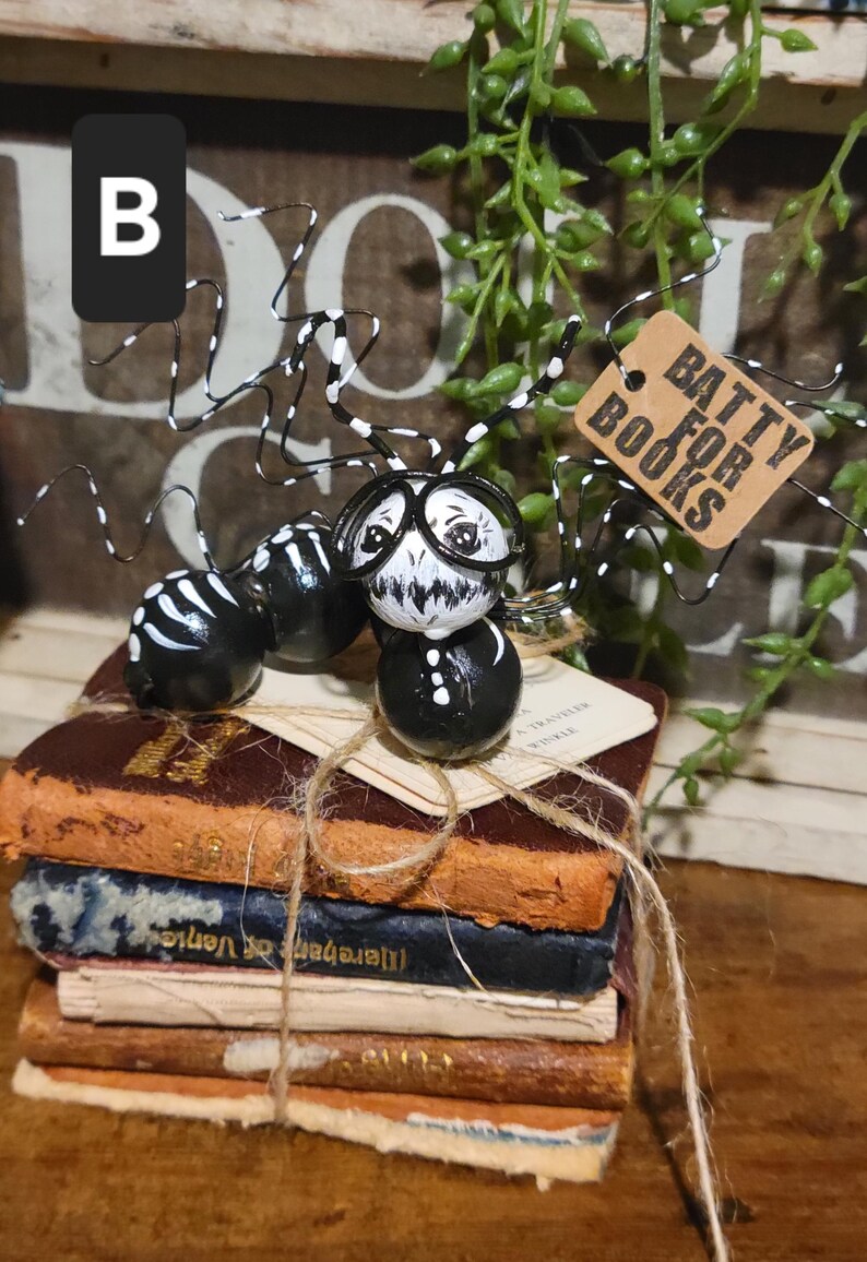 Batty for Books Book Worm; Book Lover and Teacher Gift; Horror Bool ...