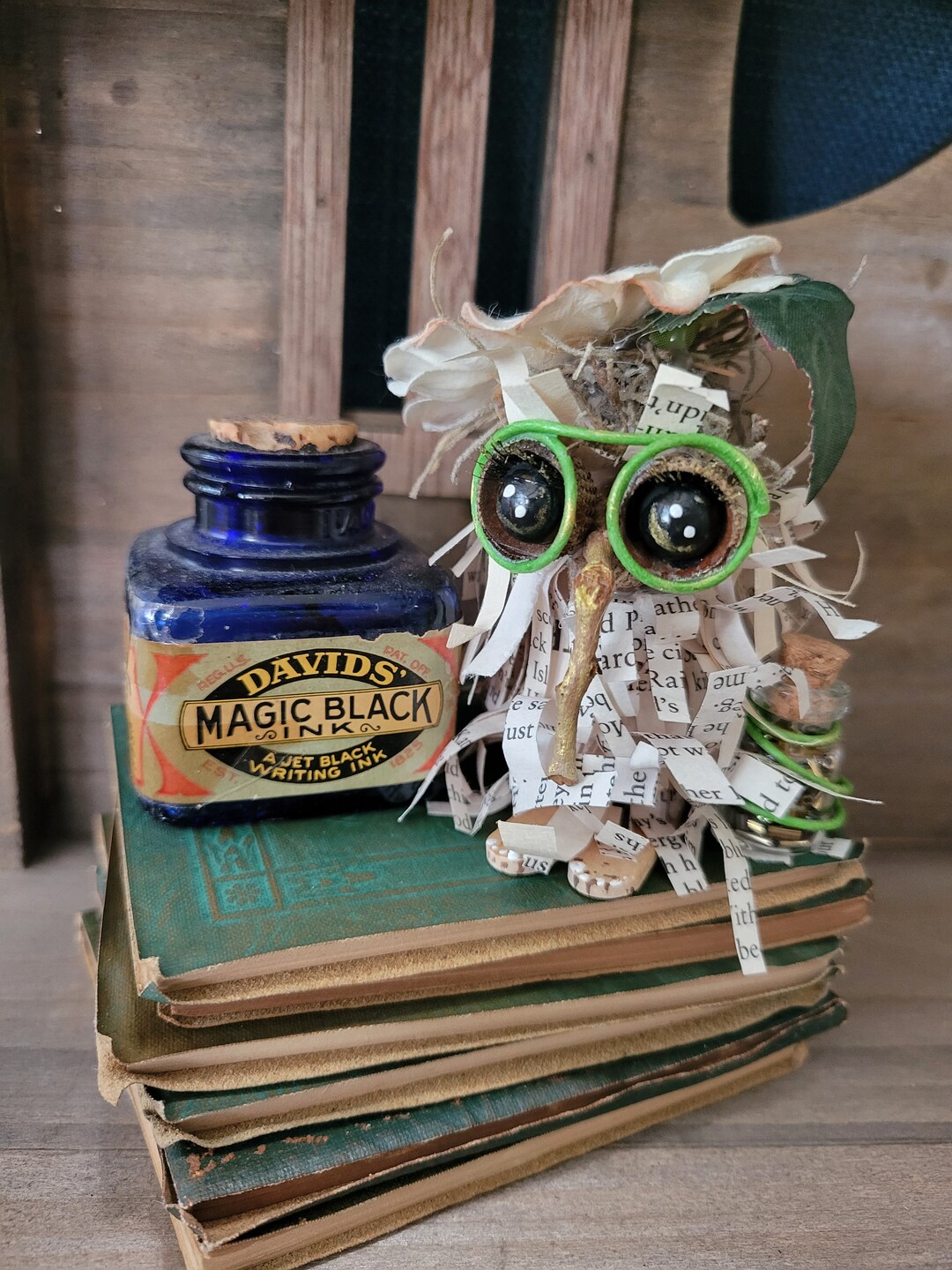 Book Troll, Book Lover Gift, Teacher and Librarian Gift Office and ...