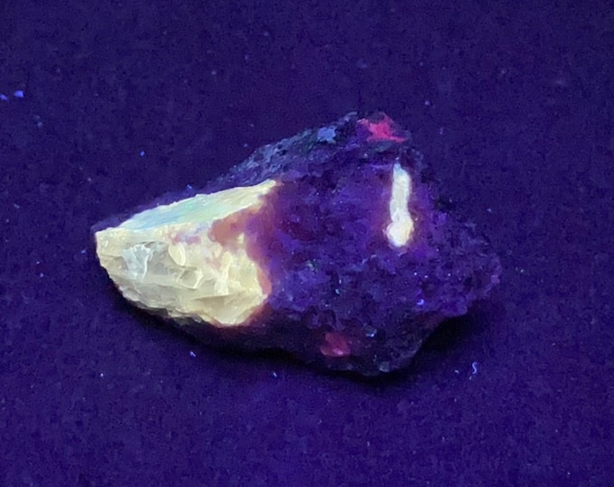 Ultra RARE VLASOVITE, Eudialyte, and Albite. Kipawa Region, Canada ...