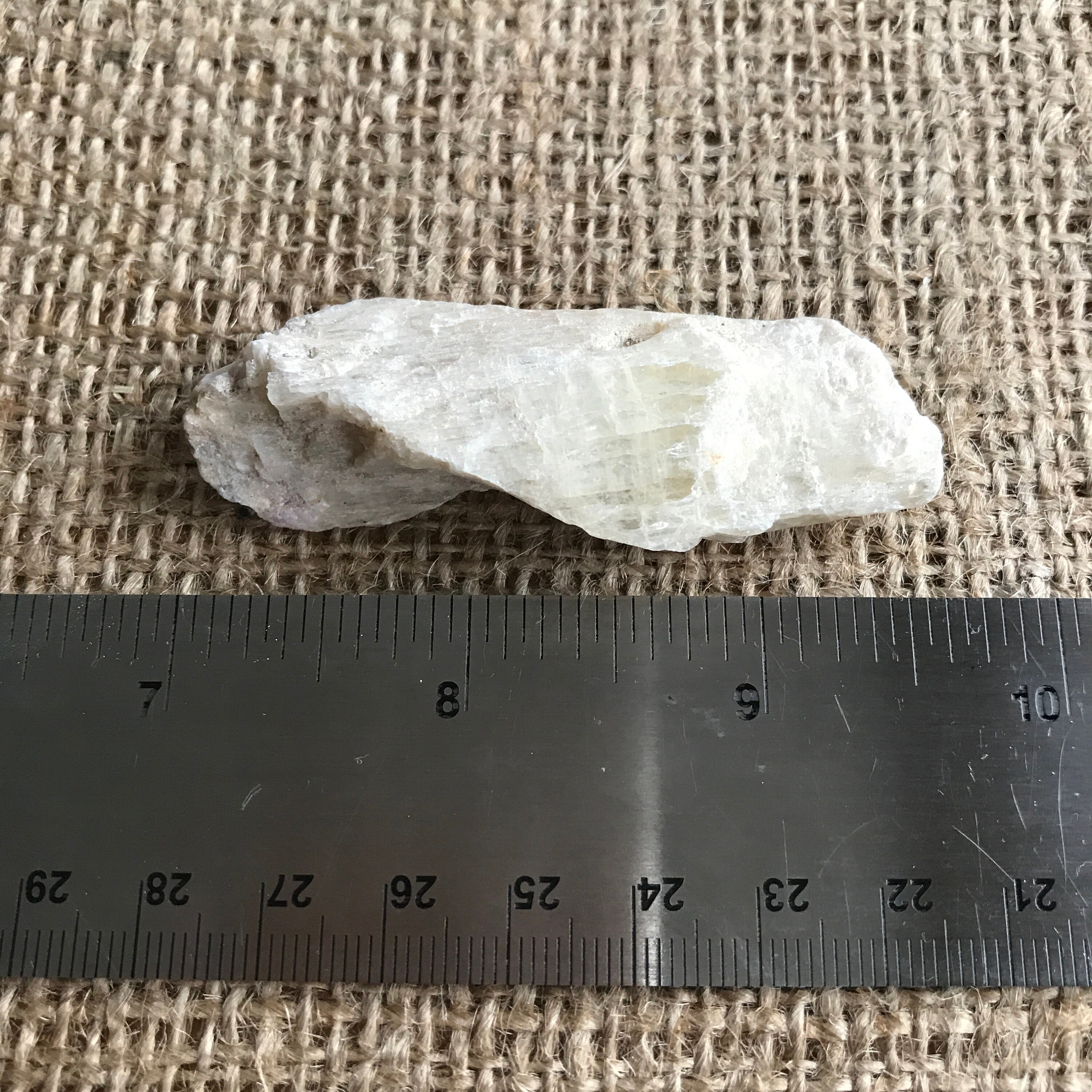 RARE Fluorescent HACKMANITE. *Tenebrescent* Rough unique crystal ...