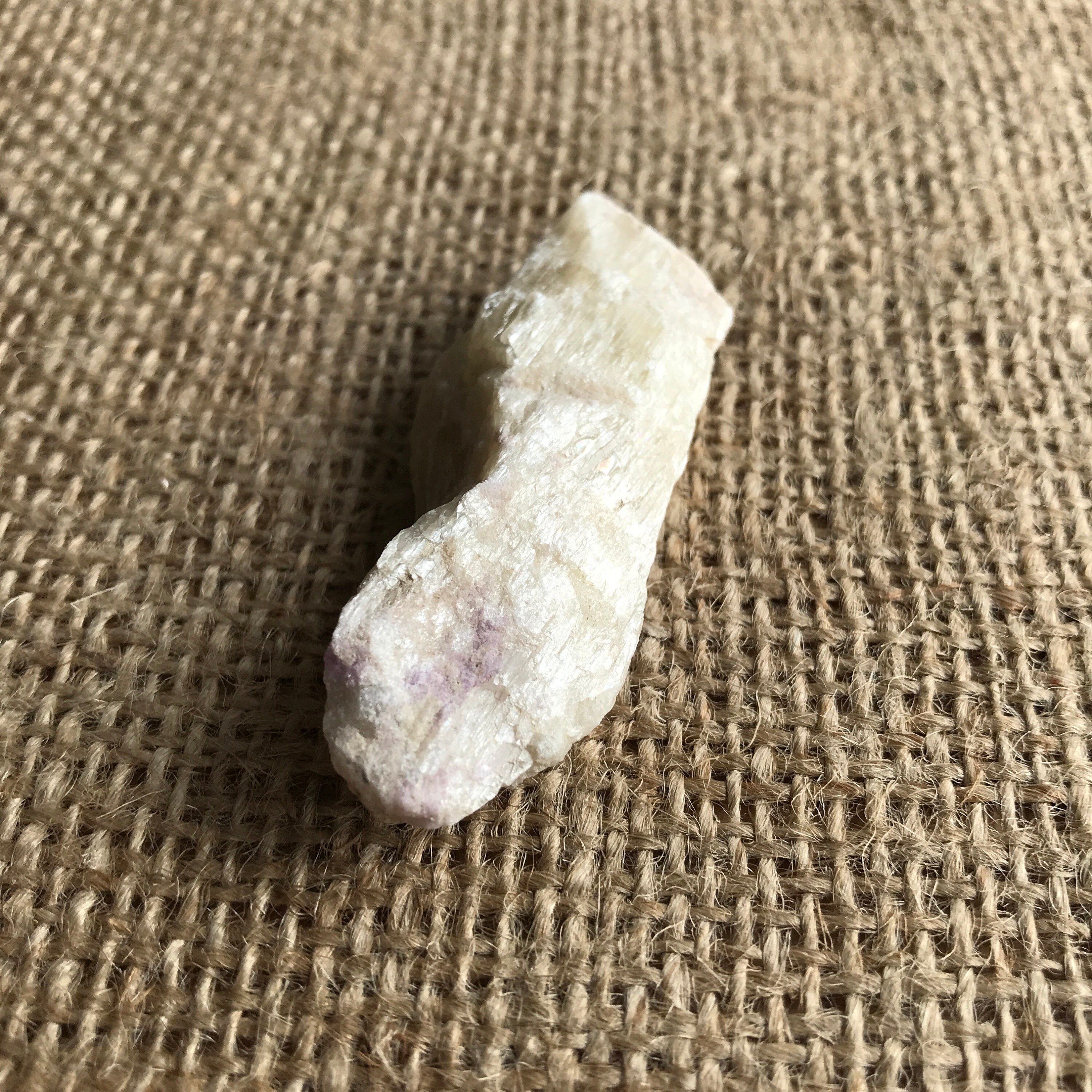 RARE Fluorescent HACKMANITE. *Tenebrescent* Rough unique crystal ...