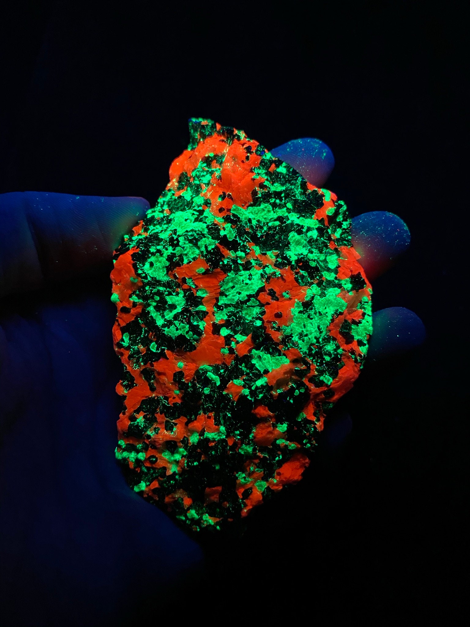 Super Fluorescent WILLEMITE, CALCITE, ZINCITE & franklinite specimen ...