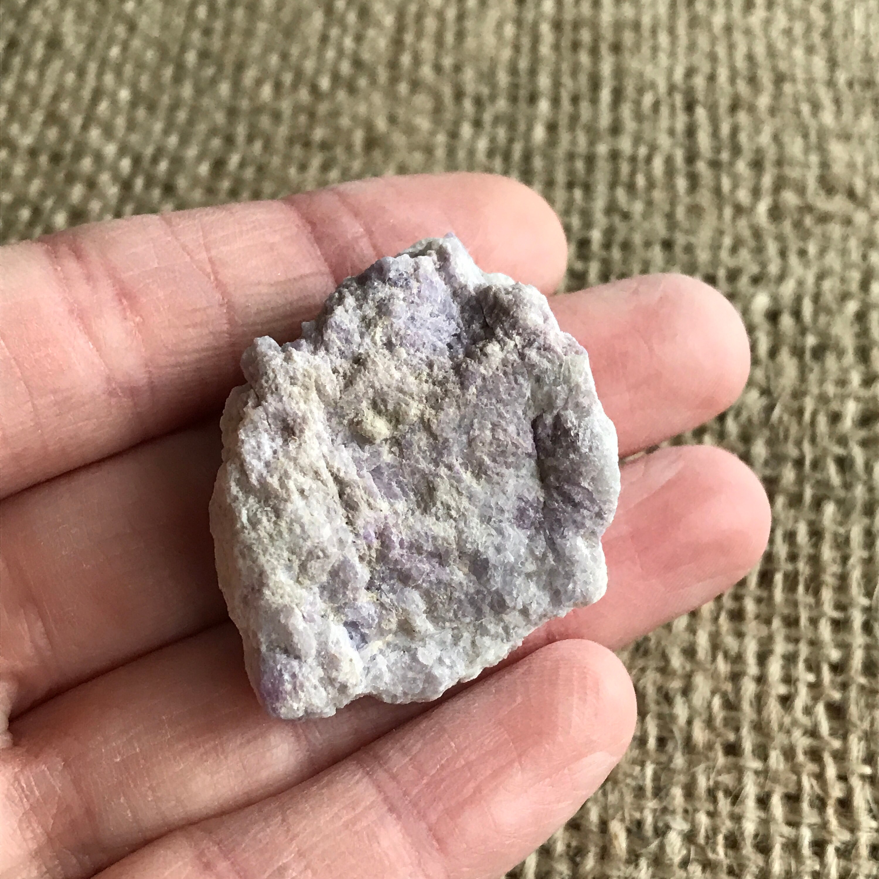 RARE Fluorescent HACKMANITE and Richterite.tenebrescent - Etsy