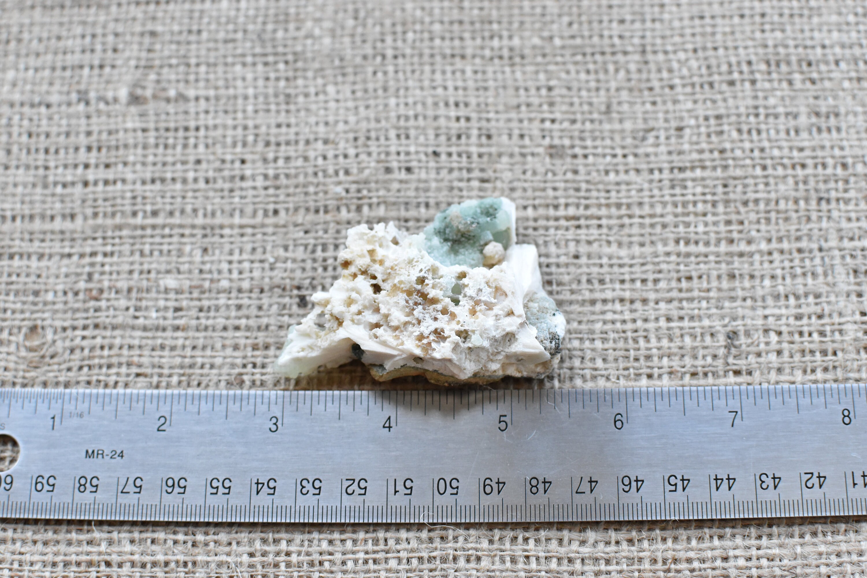 Prehnite on pectolite specimen. Upper New Street Quarry. Medium/Small ...