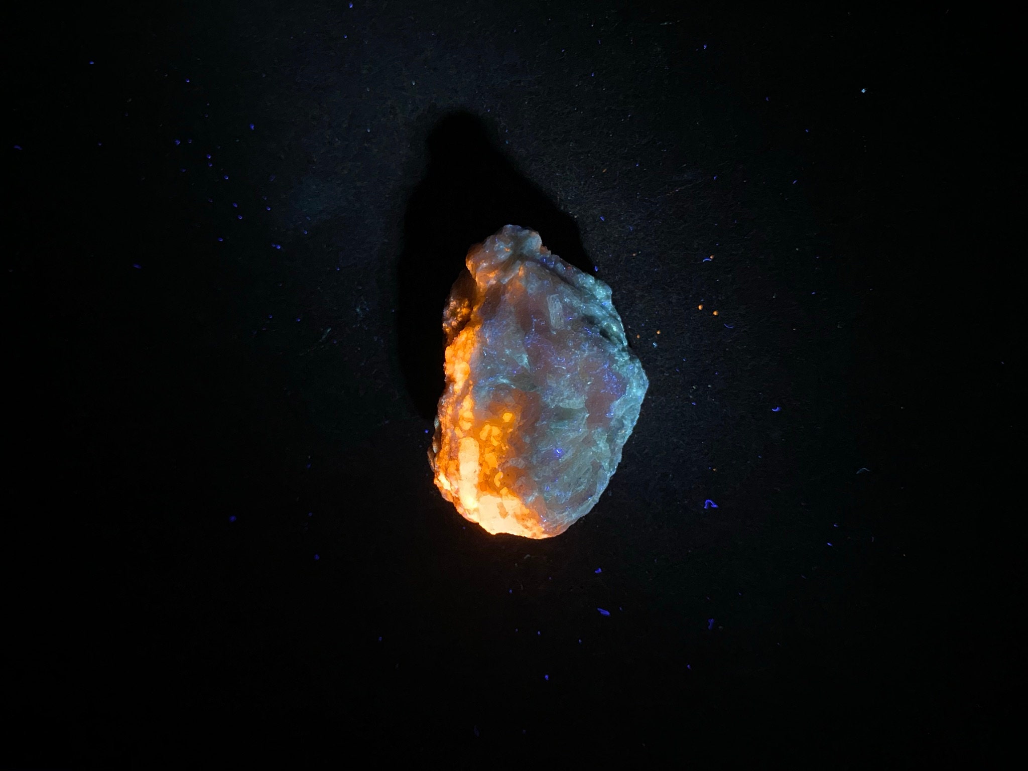 RARE Fluorescent HACKMANITE and Richterite.*Tenebrescent* Rough unique ...