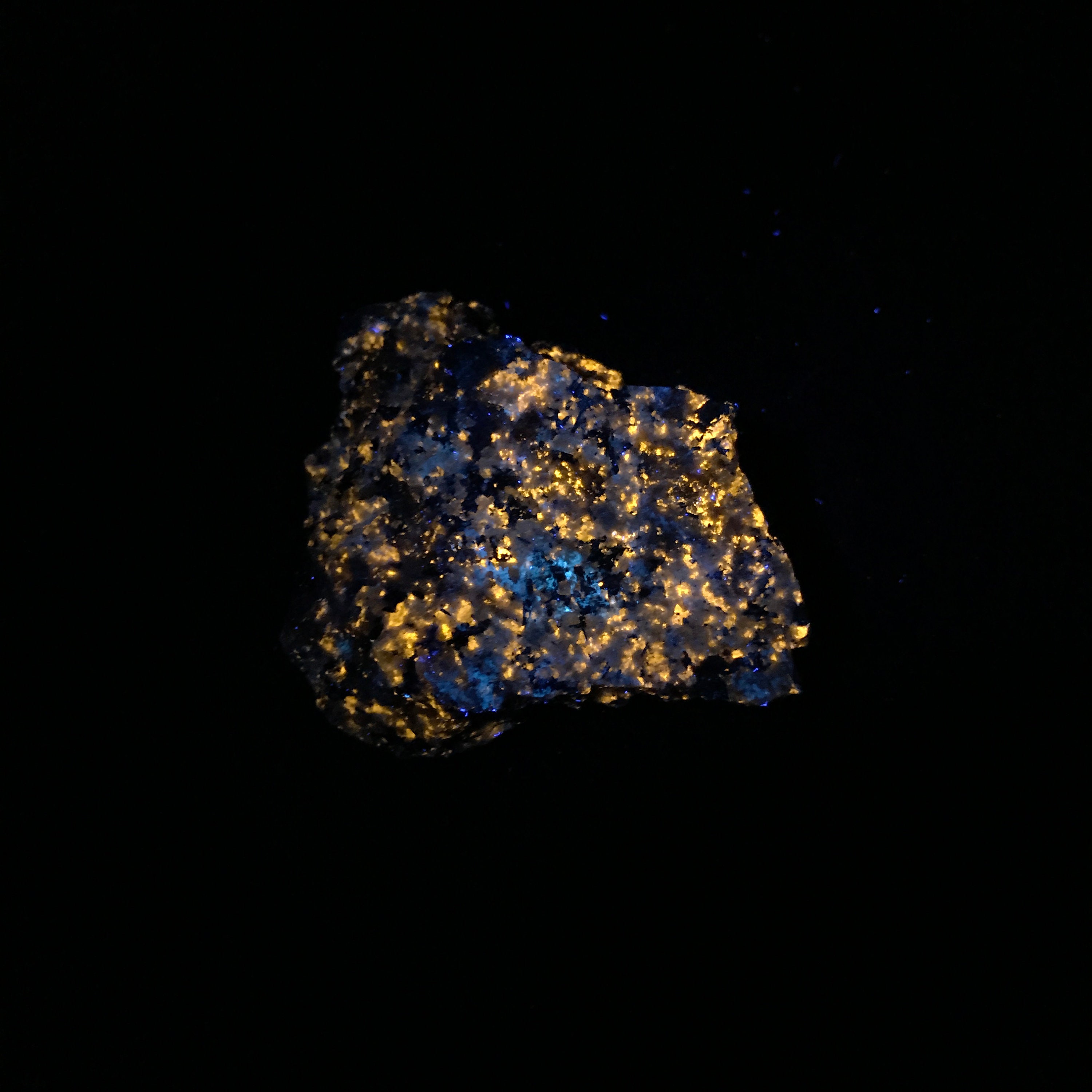 RARE Location Sodalite, microline, and Nepheline from Beemerville. Old ...