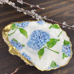 Blue Hydrangea Oyster Shell Ring Dish: Gold Leaf Epoxy Trinket Dish - Etsy