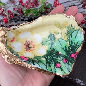 Tropical Flower Oyster Shell Ring Dish, Epoxied Trinket Dish, Beach ...