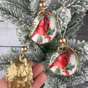 Set of 3 Mini Red Cardinal Oyster Shell Ornaments With Gold Accents and ...