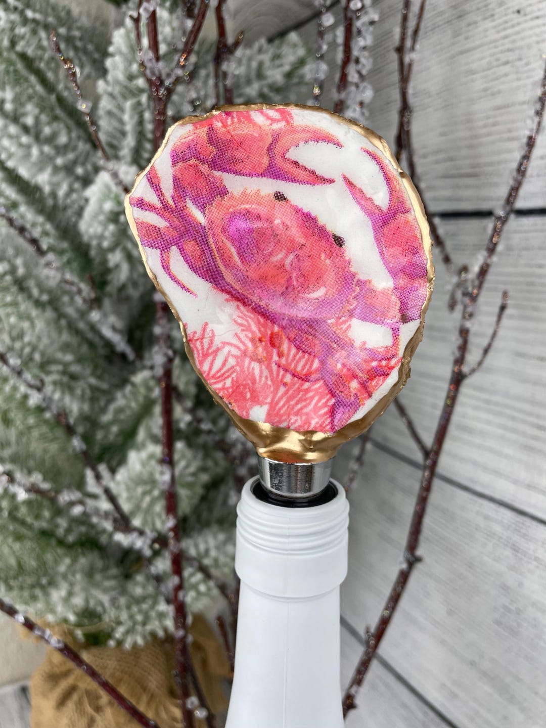 Pink Crab Oyster Shell Wine Stopper With Gold Accents and Epoxy Finish ...