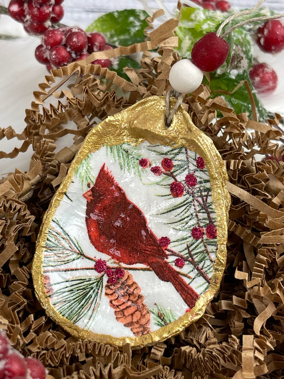 Red Christmas Cardinal Oyster Shell Ornament With Glitter and Gold ...