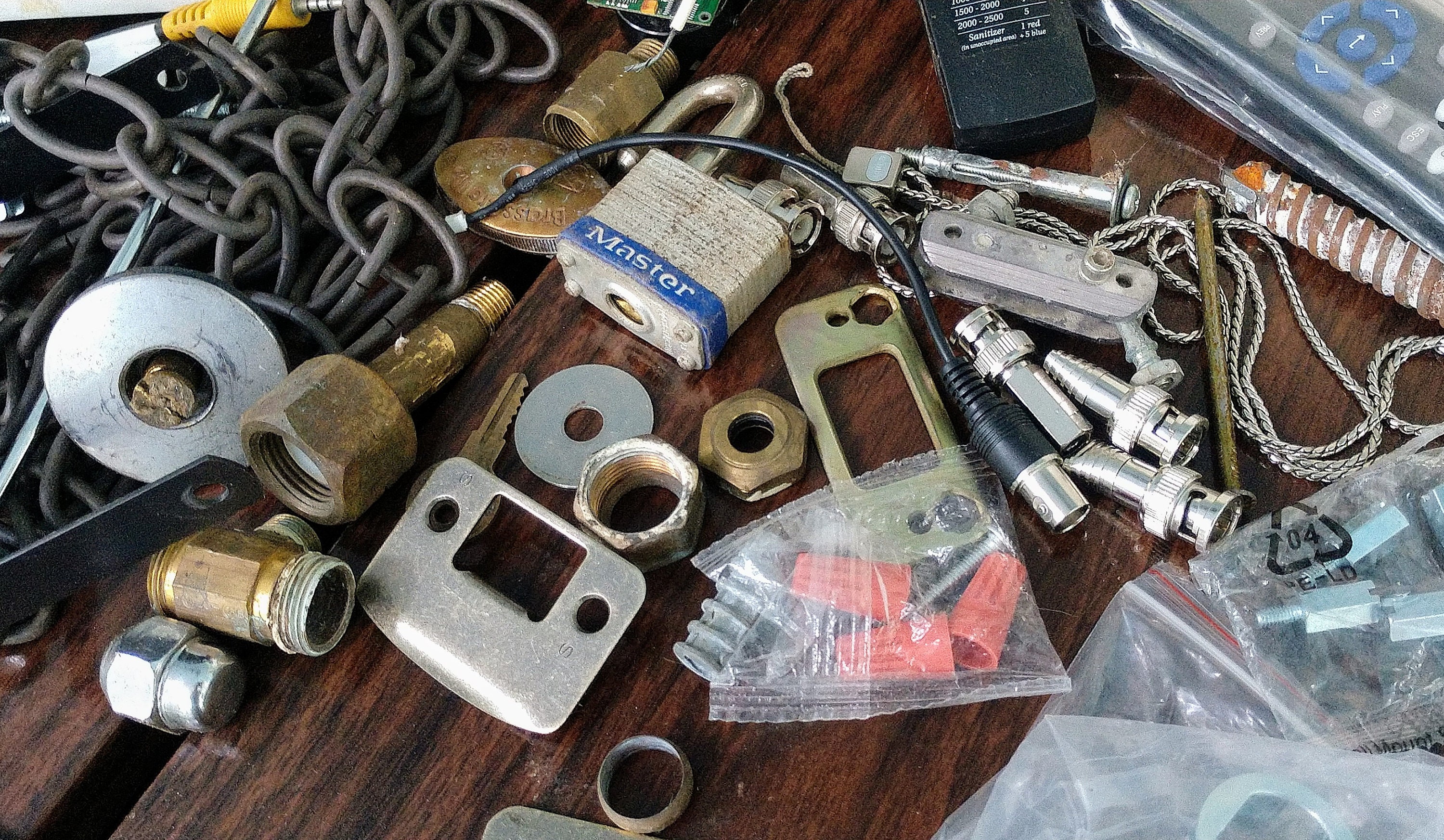 Electronic Mixed Parts, Metal Mixed Parts, Robot Parts, Assemblage ...