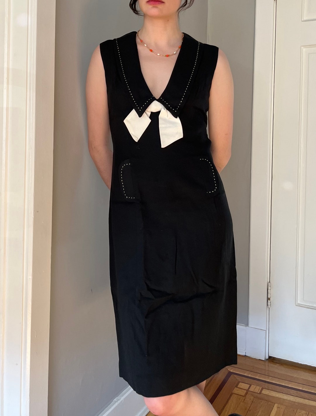 1960s joyce Palmer Dress / Black & White Contrast Stitch Dress / Deep V ...