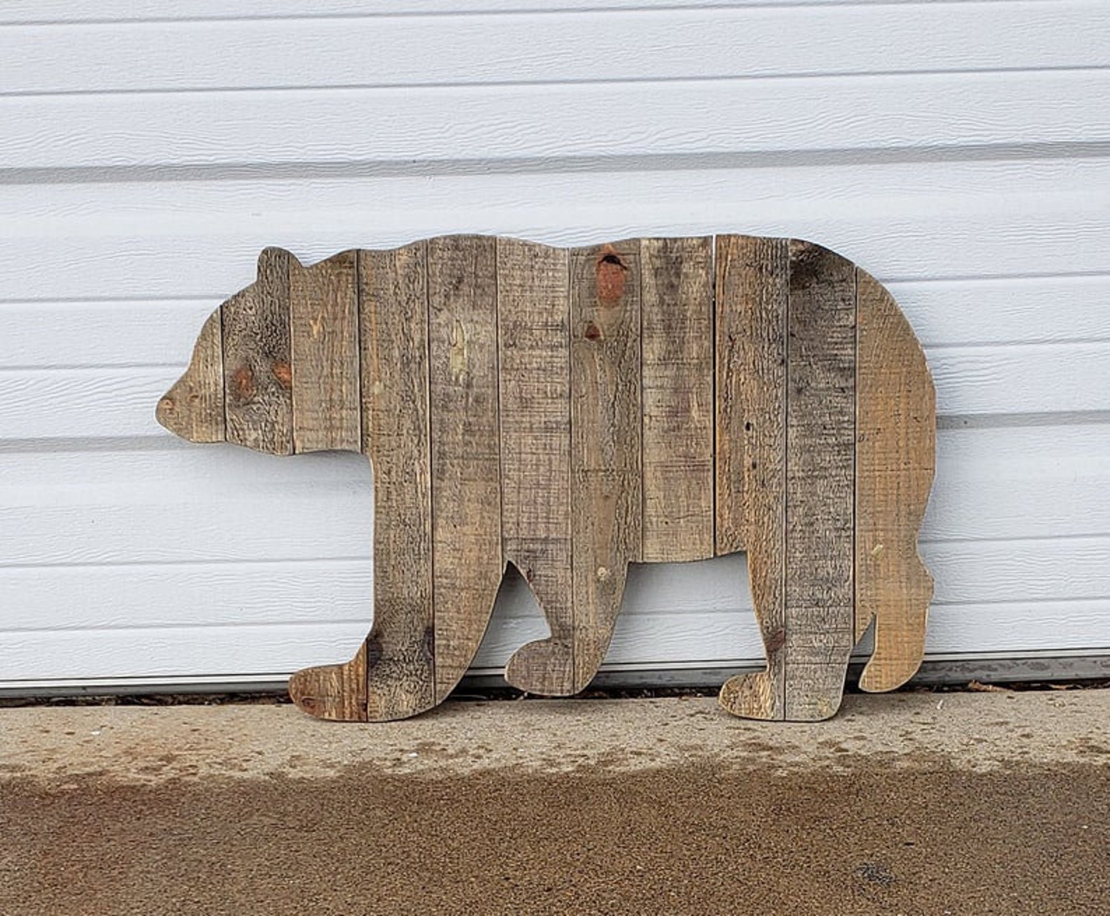 Wooden Moose Wall Decor Wall Art Bear Wall Decor Reclaimed - Etsy