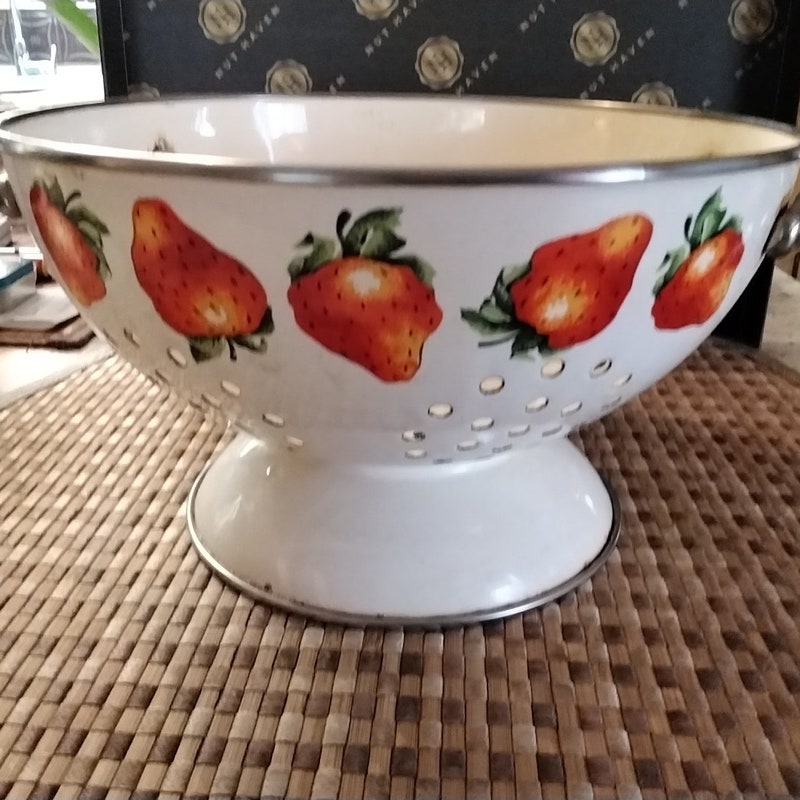 Kitchen Colander - Etsy