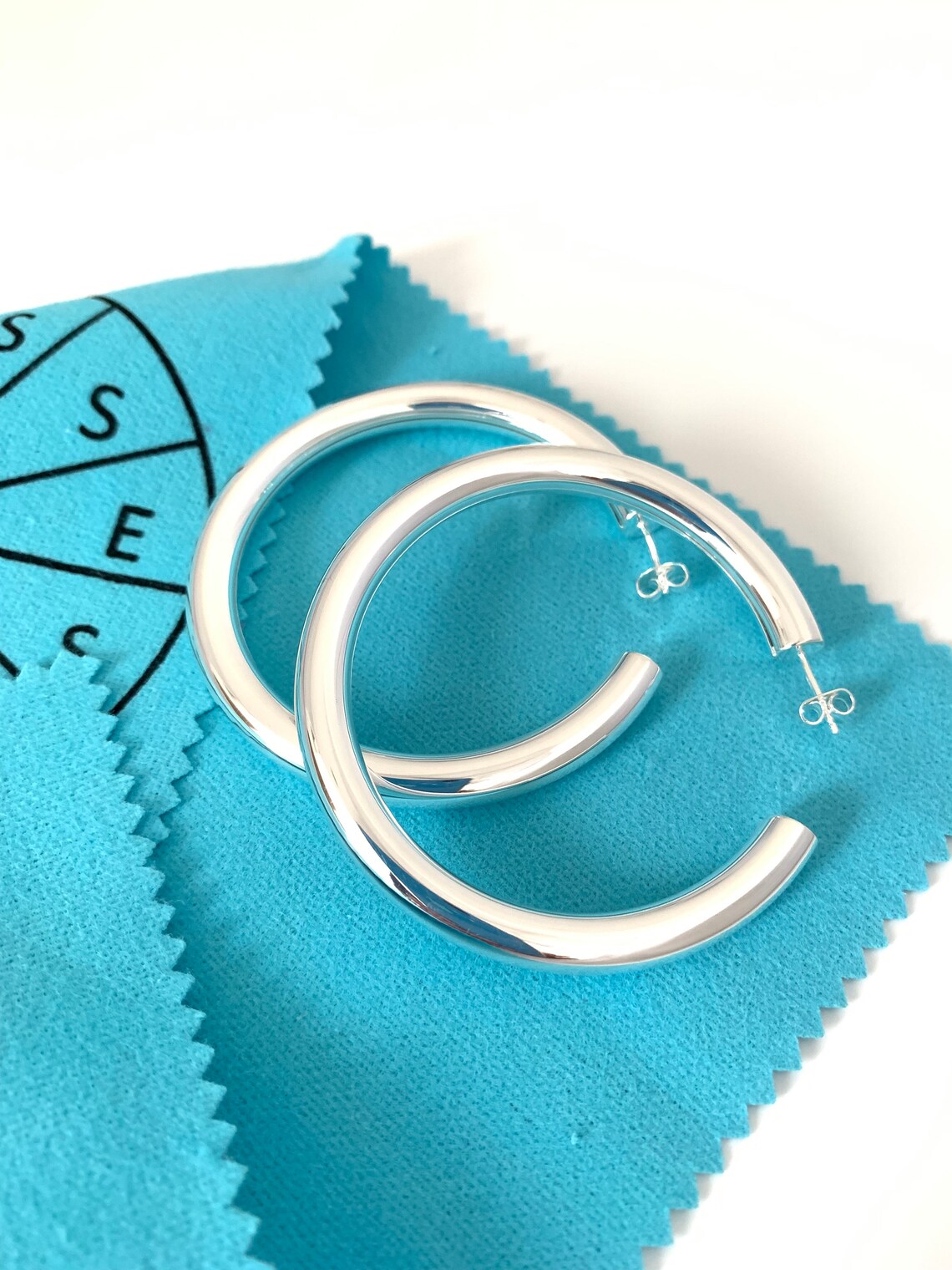 6 Cm Round and Light Hoop Earrings Flexible and Comfortable - Etsy