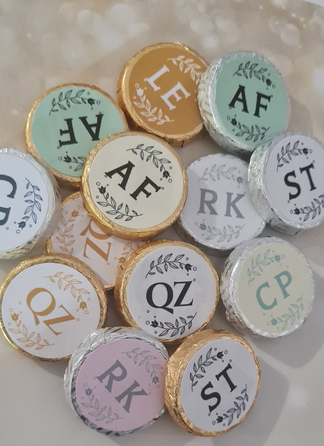 Set of 50 X Personalised Monogram Floral Leaf Wedding Chocolates - Etsy UK