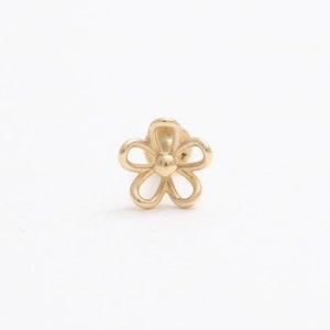 14K 18K Solid Gold Small Daisy Flower Ear Stud, Cartilage, Tragus, Helix, Conch, Lobe Cartilage ...