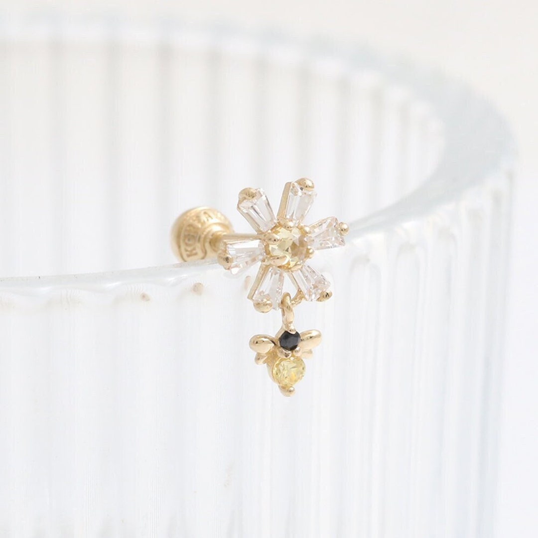 14K 18K Solid Gold CZ Daisy Flower & Tiny Honey Bee Dangling Ear Stud ...