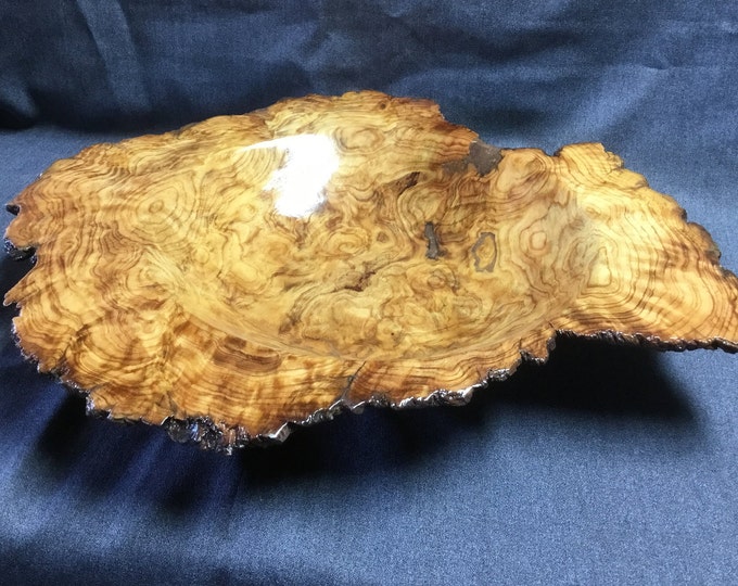 A Beautiful Pine Burl Platter, It is 20” Wide X 3” High and Weights ...