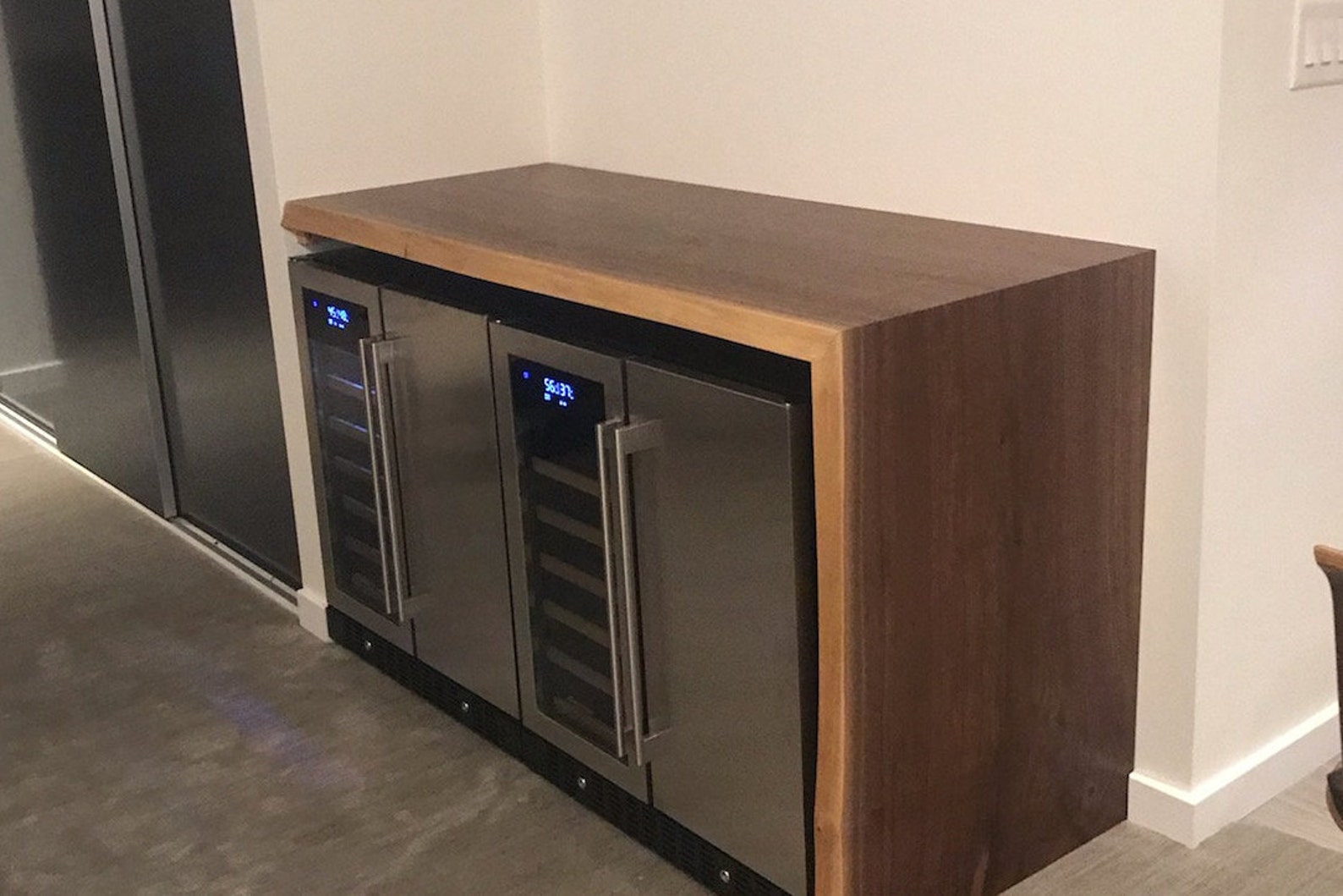 Live Edge Waterfall Countertop - Etsy