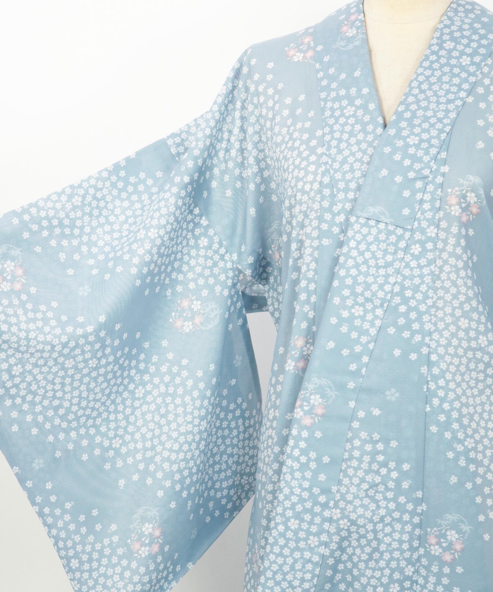 Kimono / Vintage Summer Komon Kimono With Sakura Pattern, Polyester Ro ...