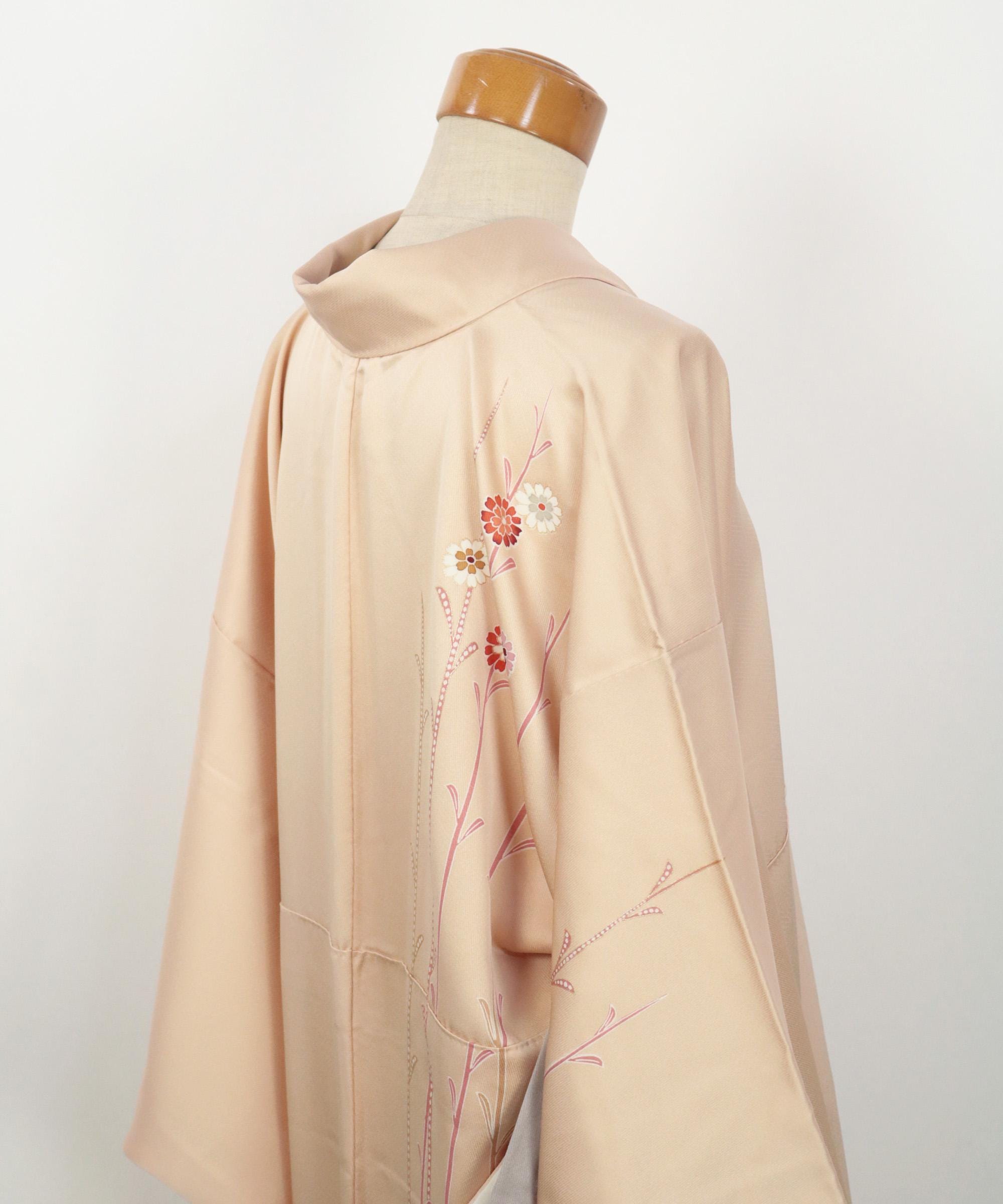 Kimono / Japanese Elegant Vintage Homongi With Yuzen Floral Design ...
