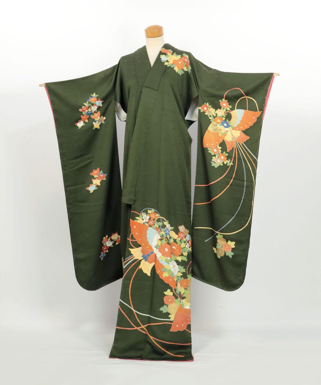 Kimono / Elegant Green Furisode With Yuzen Flowers and Birds, Silk ...