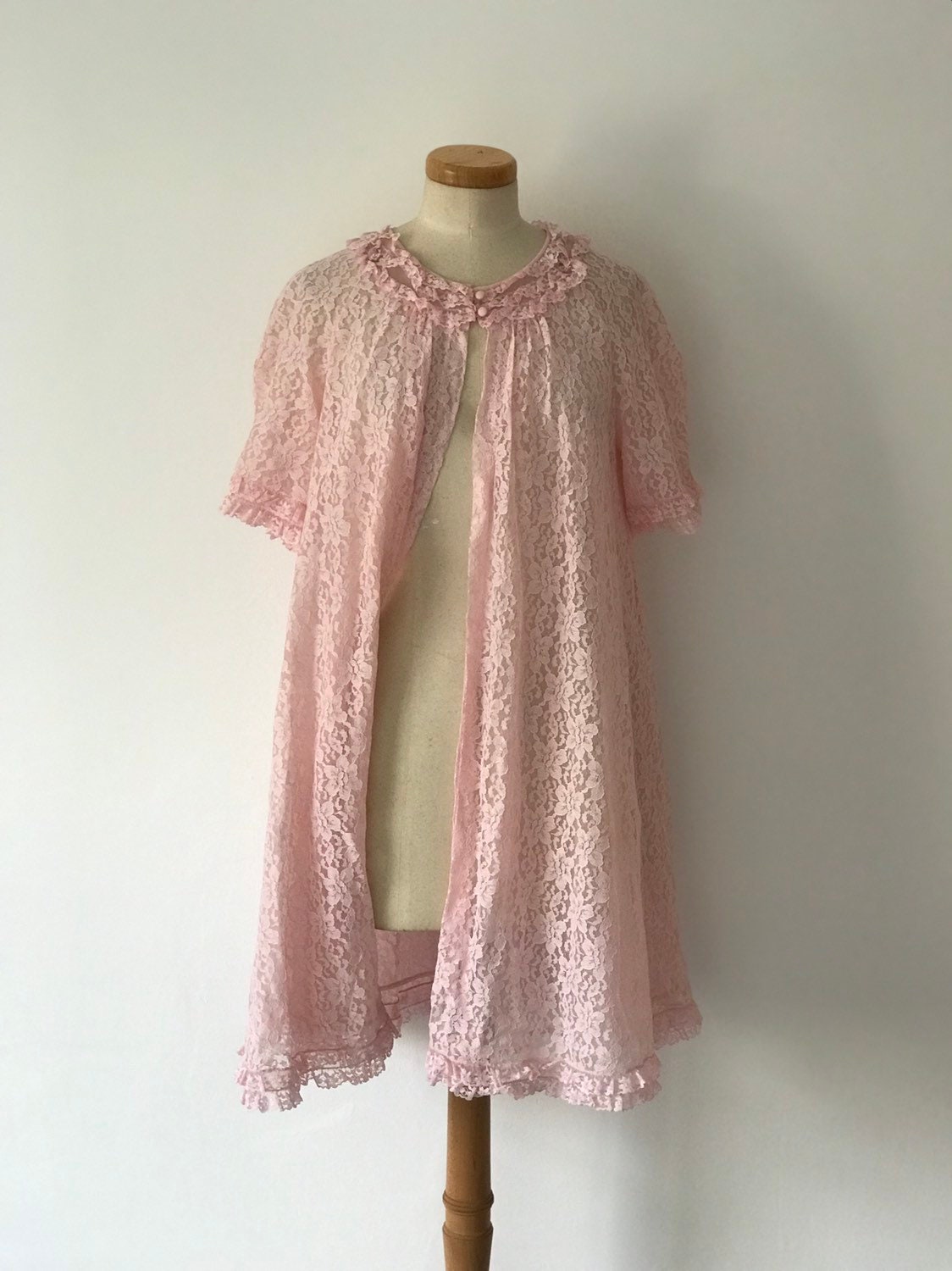 Delicious 1950s Negligée Robe French Lace and Nylon Chiffon Frothy ...