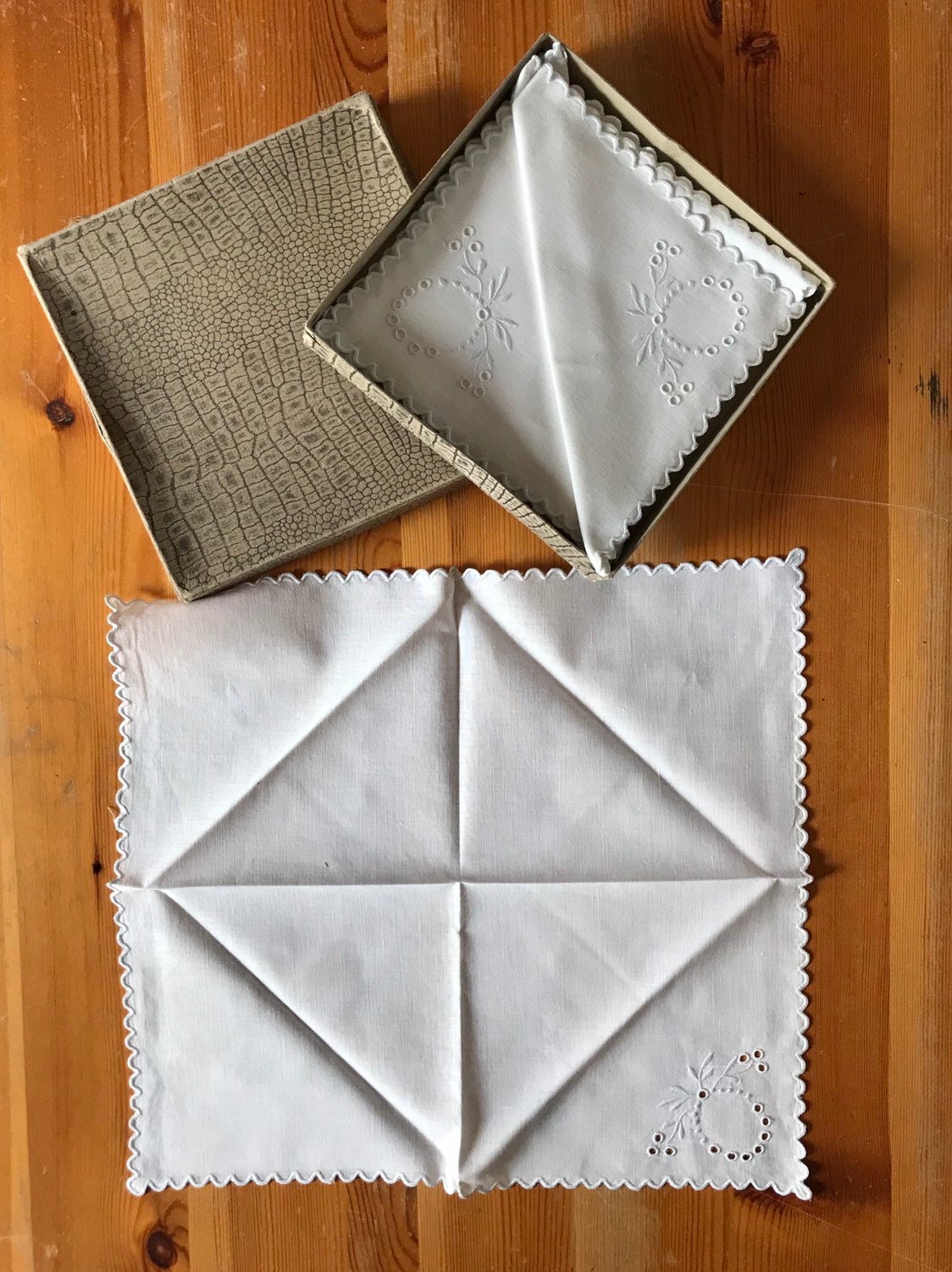 Vintage 1920s Art Deco Napkins Serviettes Lapkins Cocktail Set of 6 Boxed