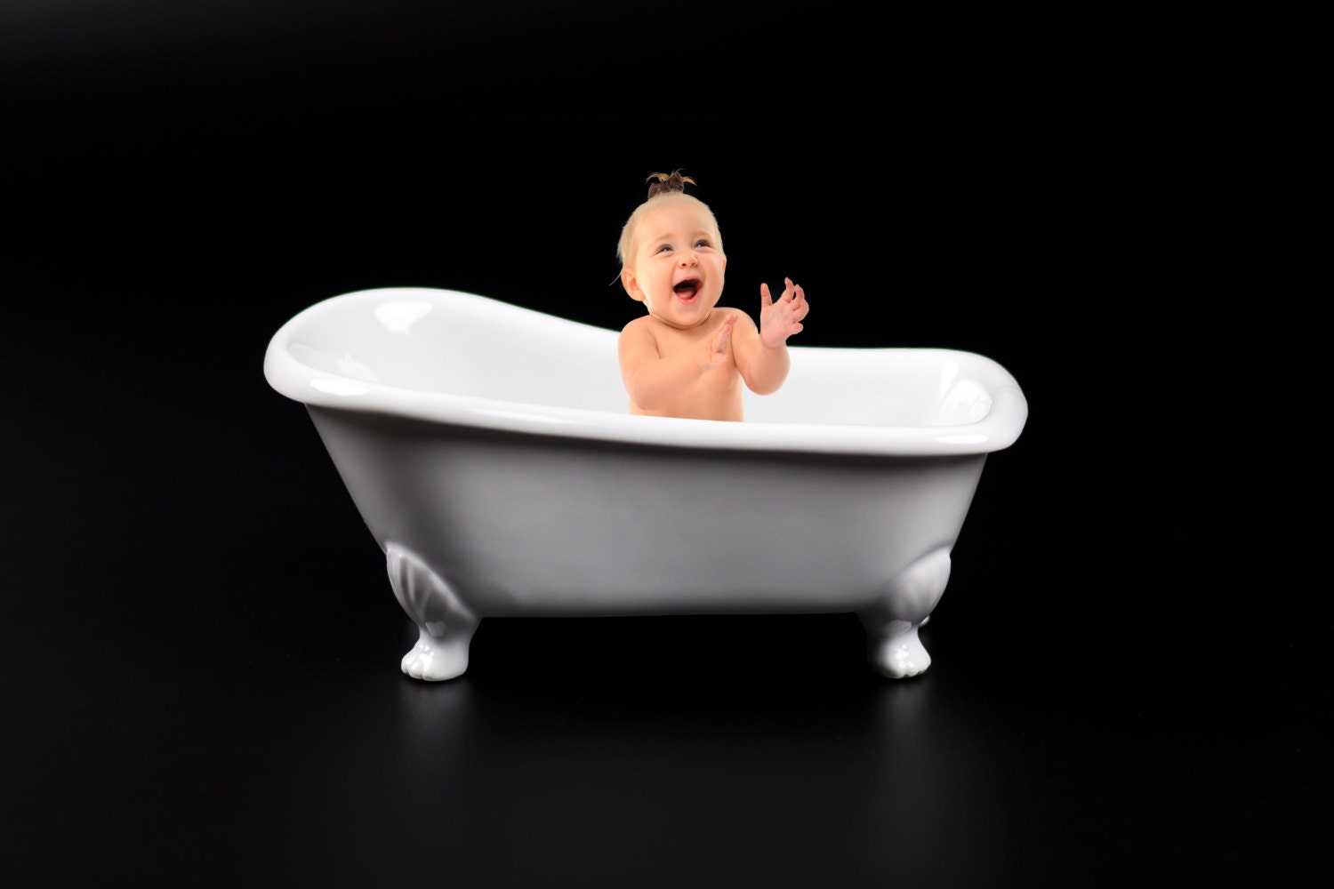 Bathtub, Bath Tub Background, White Bath Tub Prop, Studio Portrait ...